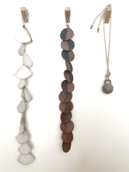 Ceramic Hanging Disc Single Strand – CÔTE À COAST
