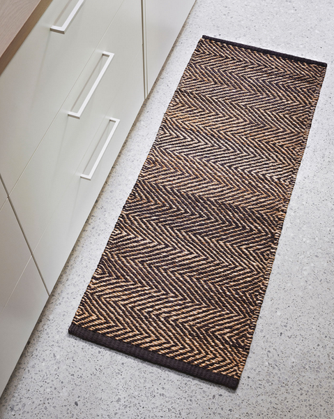 Handwoven Jute Herringbone Rug – CÔTE À COAST